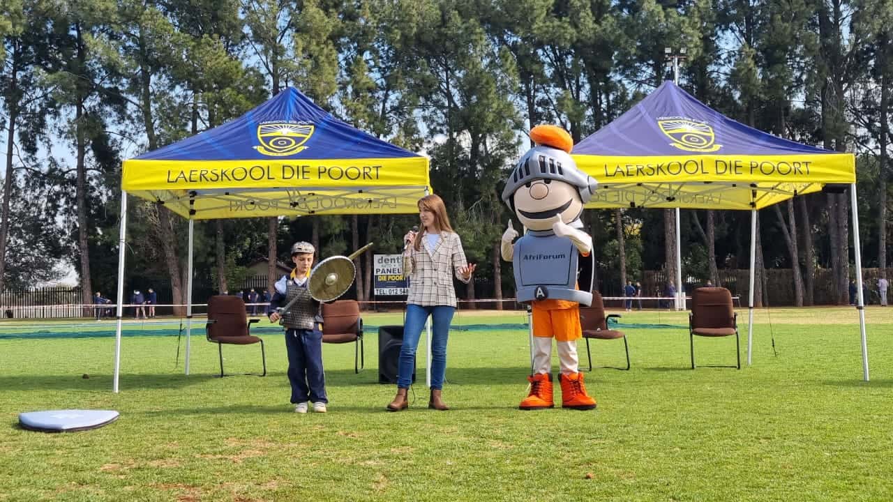 AfriForum se teenboelieveldtogspan besoek Laerskool Die Poort - AfriForum